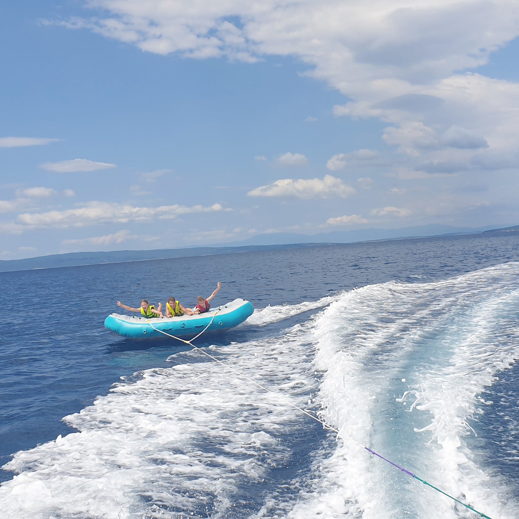 Spinera Wing 5 – The Ultimate 5-Person High-Flying Towable! | Aqua Gear ...